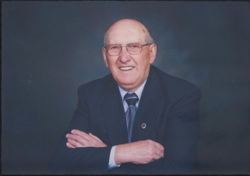 John Thiessen Obituary - Winnipeg, MB | Neil Bardal Funeral Centre